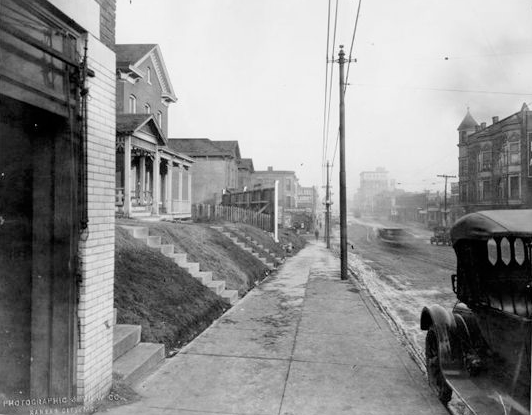 KC Q - Kansas City's Downtown Loop | Kansas City Public Library